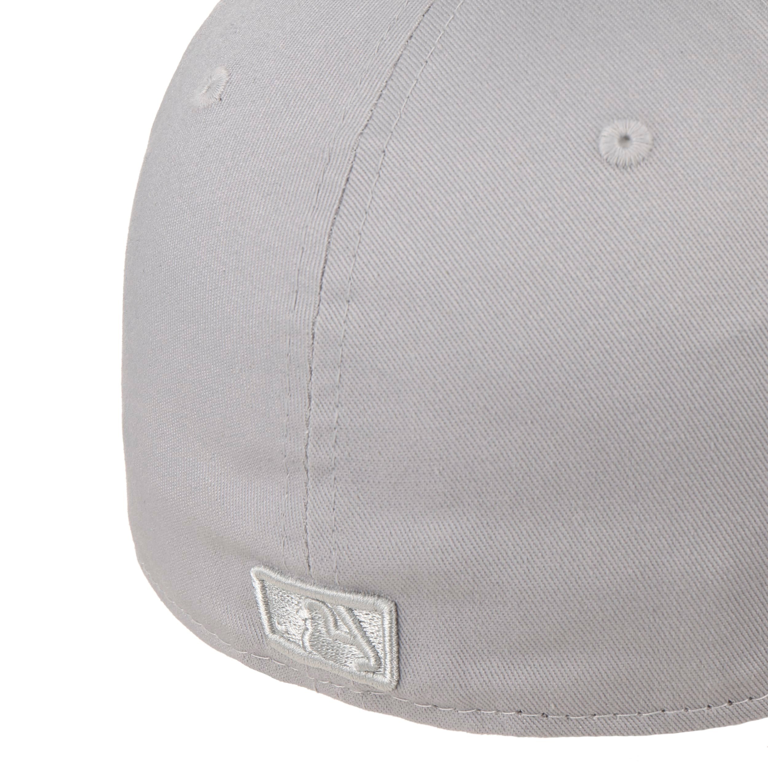 59Fifty MLB Yankees Side Patch Cap by New Era - 48,95