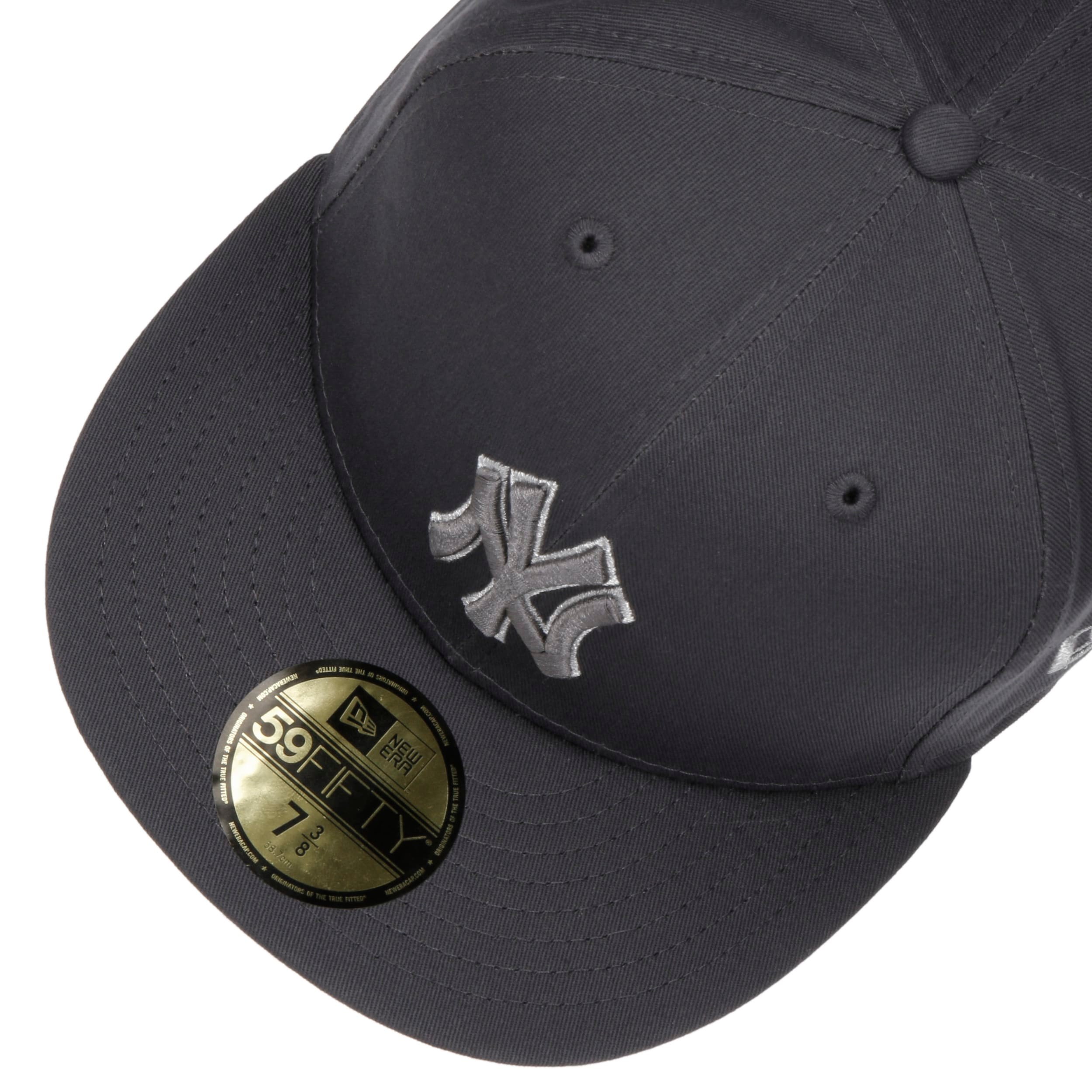 59Fifty Metallic Outline Yankees Cap by New Era - 46,95