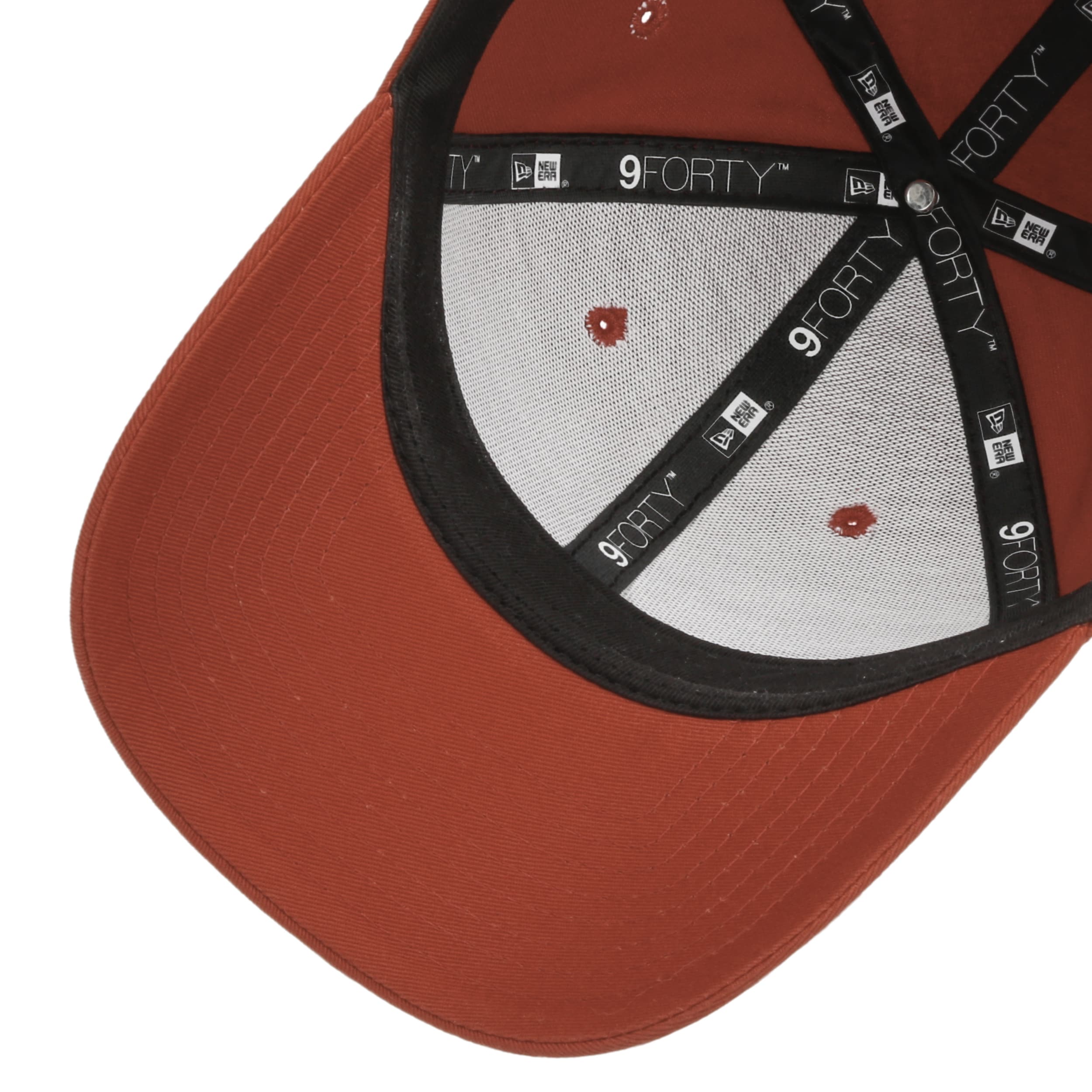 9Forty Classic Uni Essential Cap by New Era - 26,95