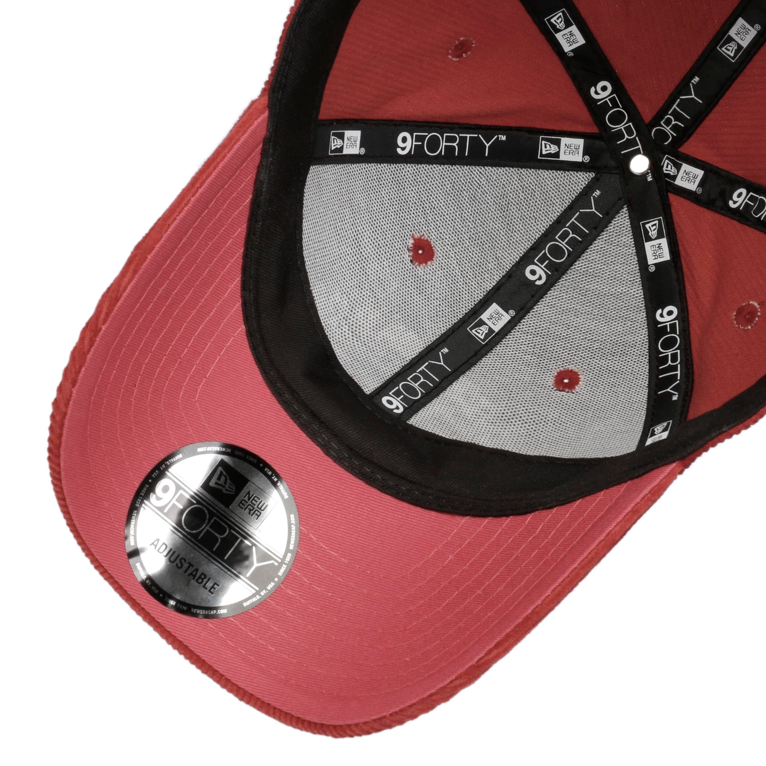 9Forty Eagle Cord Cap by New Era - 38,95