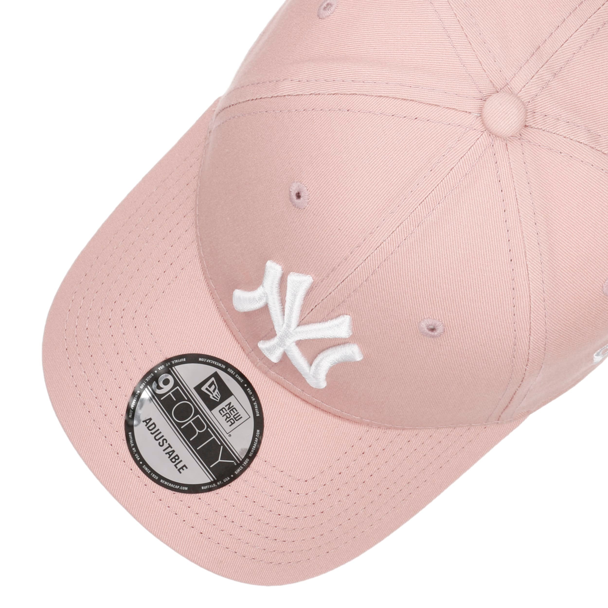 9Forty Essential NY Yankees Cap by New Era - 29,95