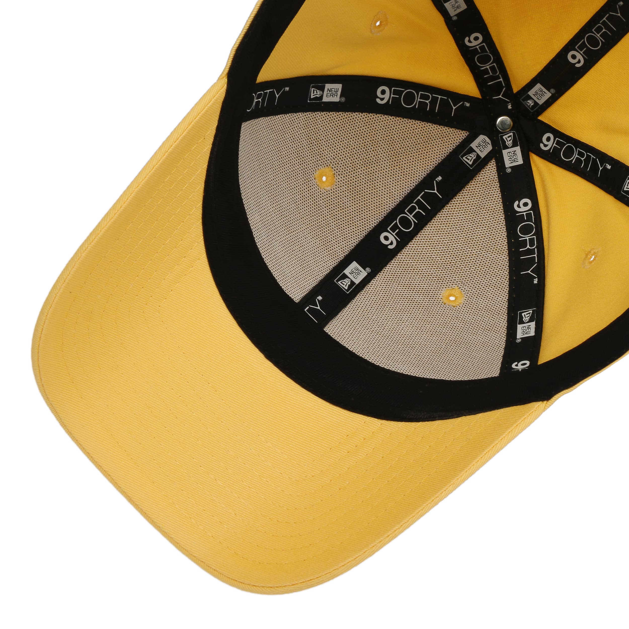 9Forty Essential Uni Cap by New Era - 24,95