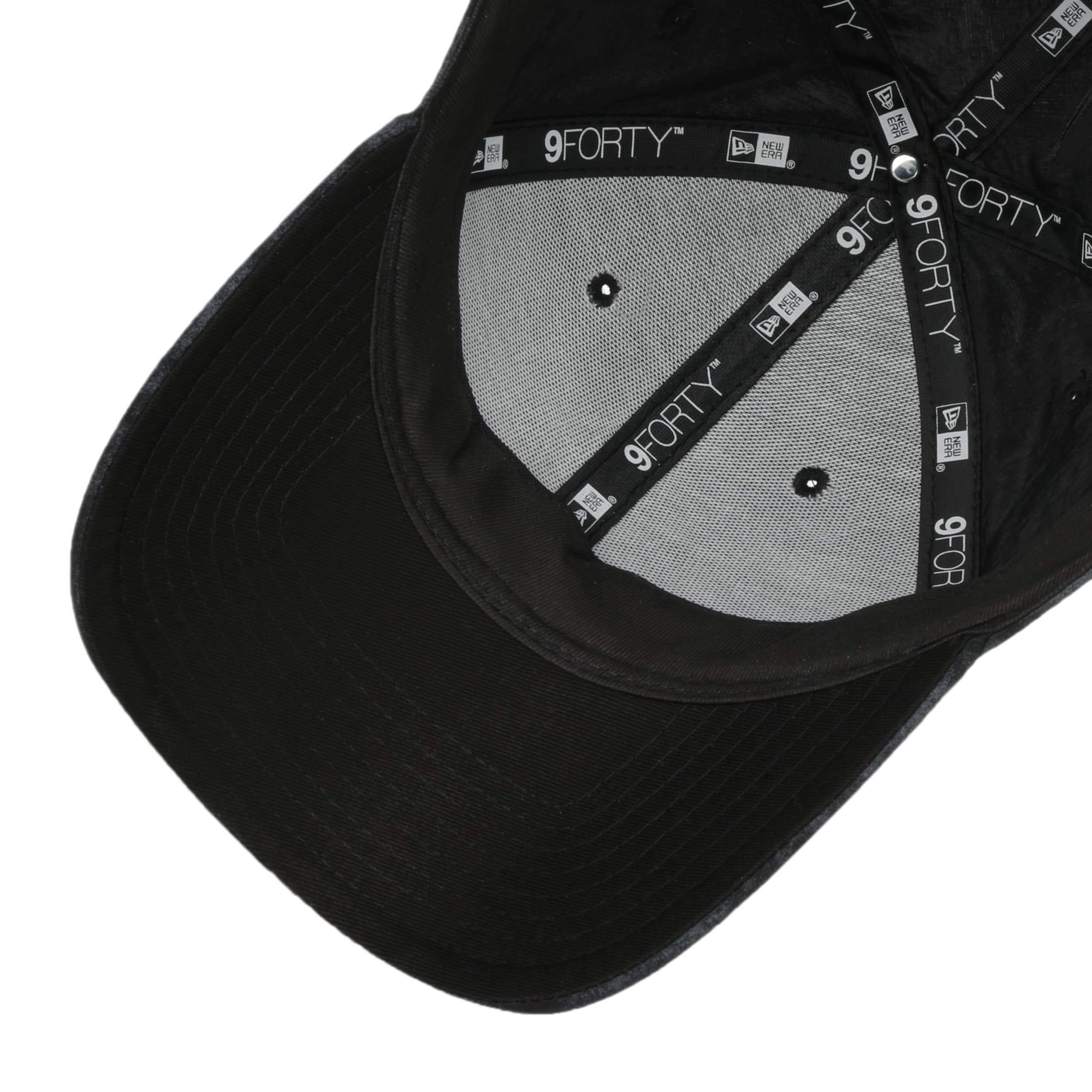 9Forty MLB Texture Yankees Cap by New Era --> Shop Hats, Beanies & Caps ...