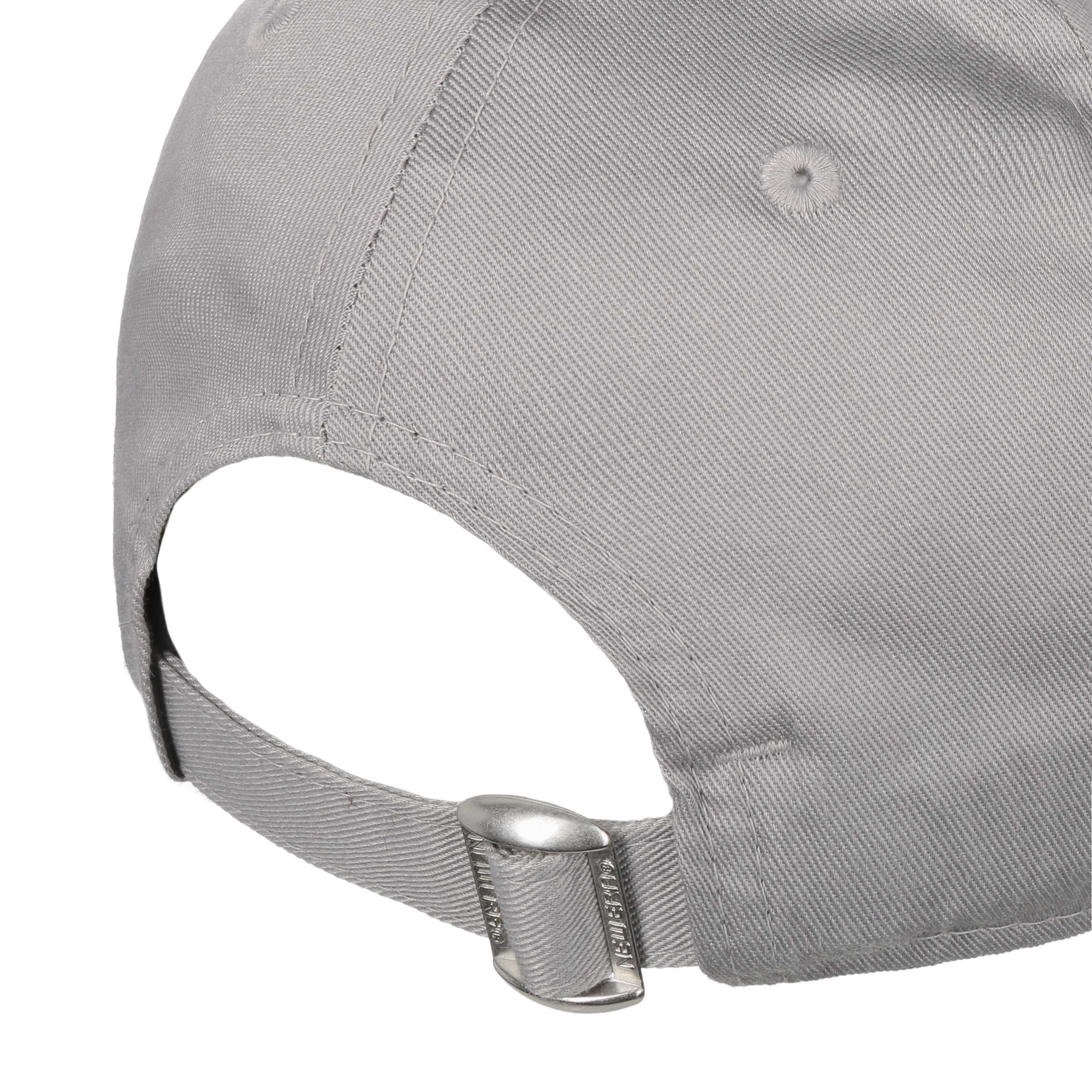 9Forty Pluto Kids Cap by New Era - 21,95