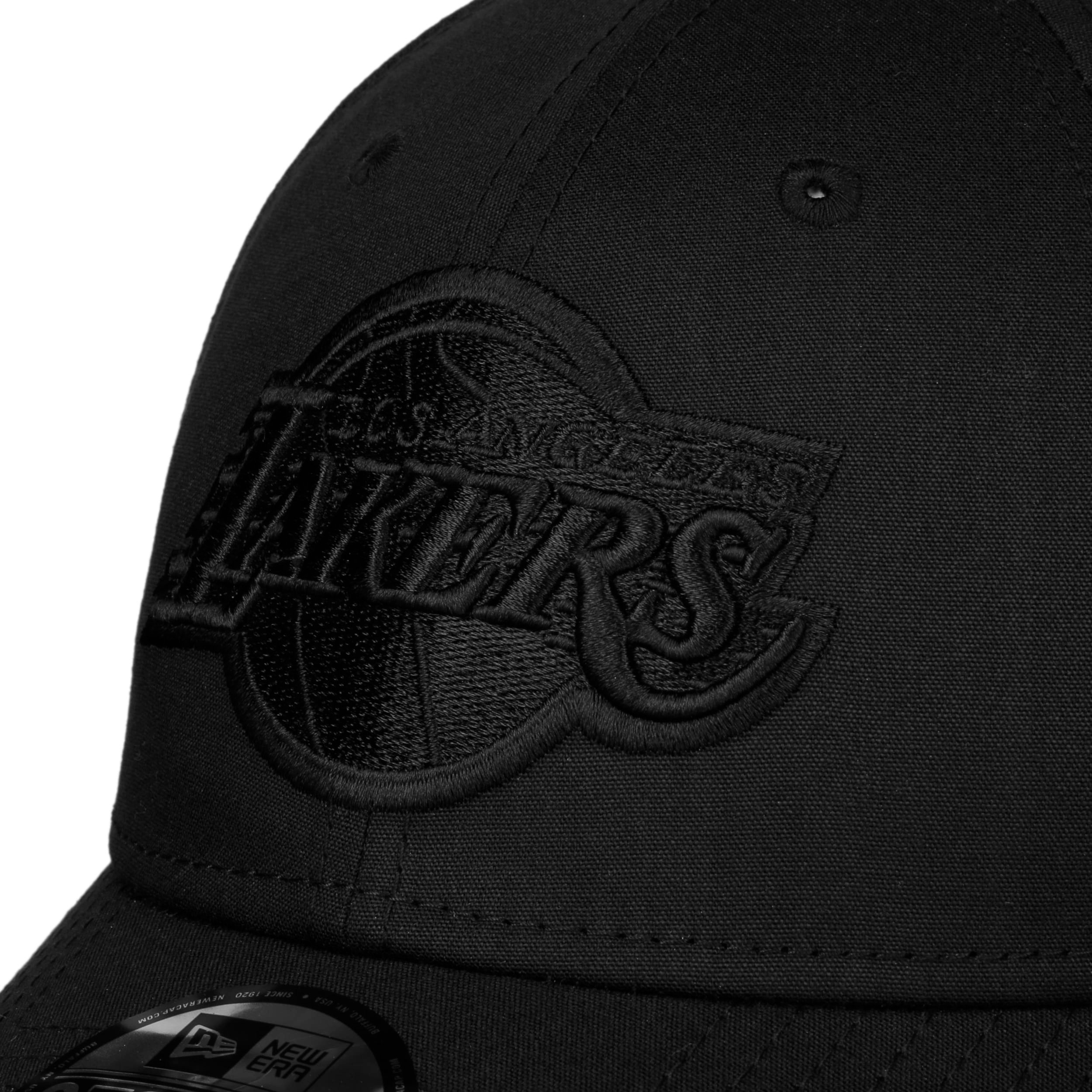 9Forty Repreve Outline Lakers Cap by New Era - 35,95