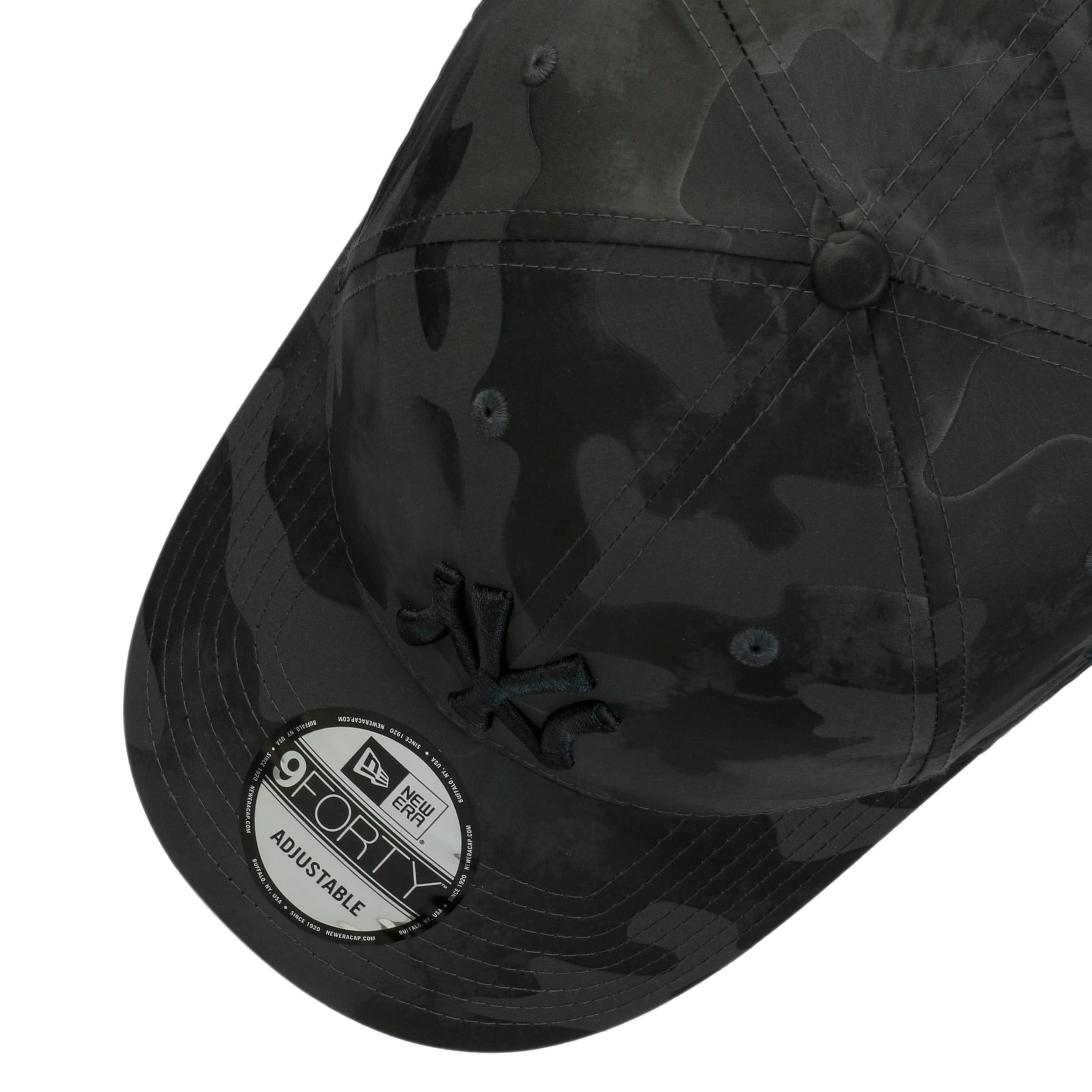 9Forty Tonal Camo Yankees Cap by New Era - 32,95