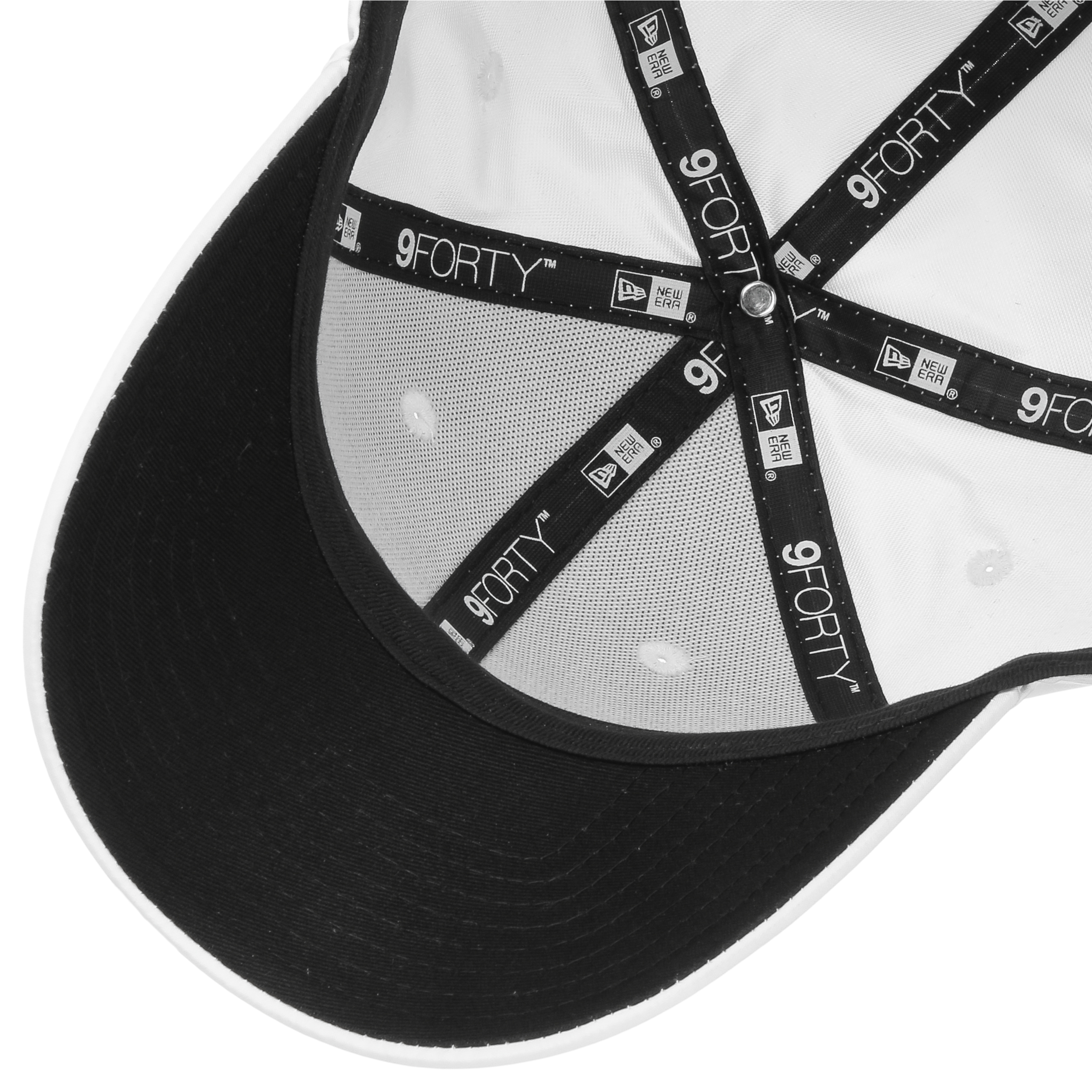 9Forty Tottenham Hotspurs Cap by New Era - 32,95