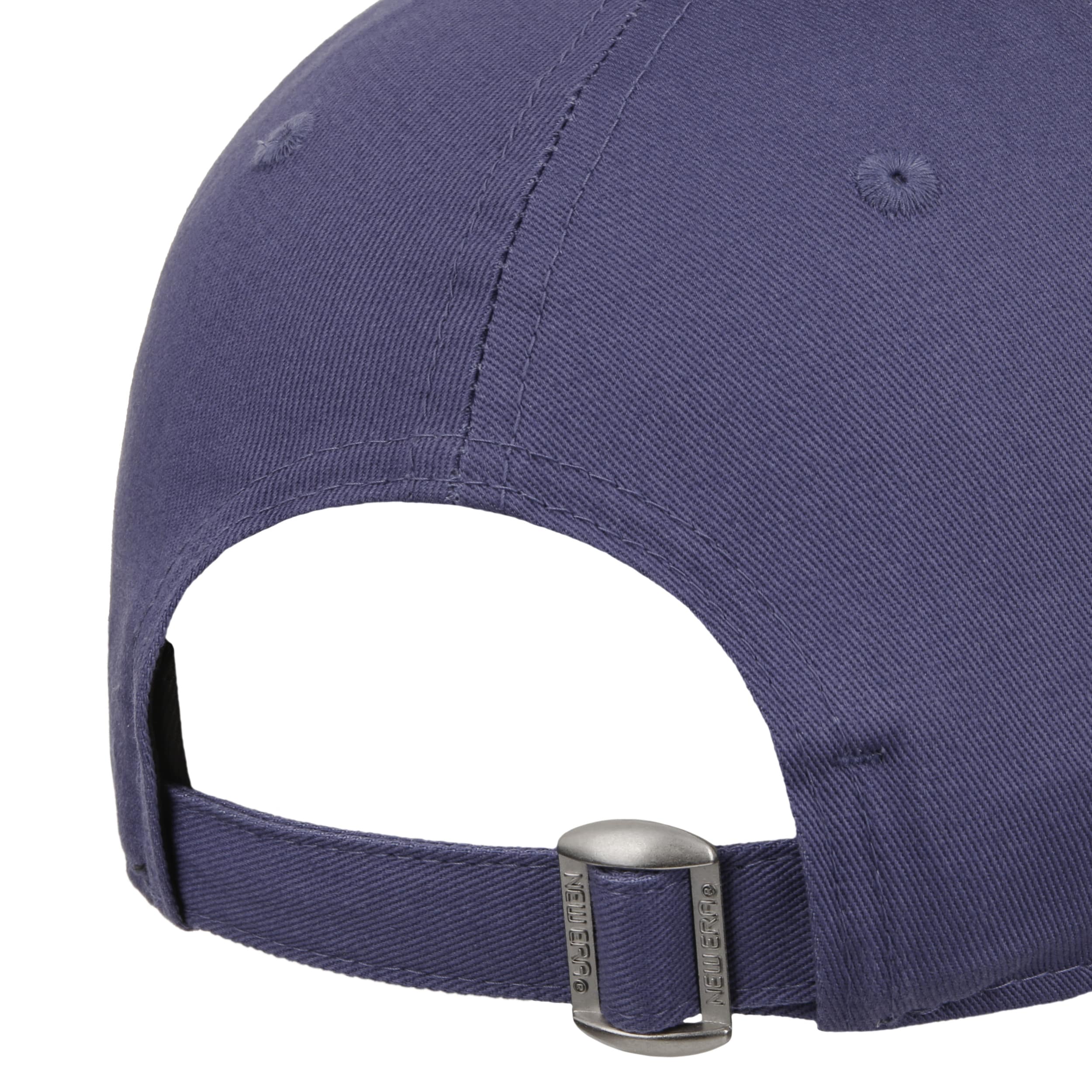 9Forty WMNS Metallic Yankees Cap by New Era - 37,95