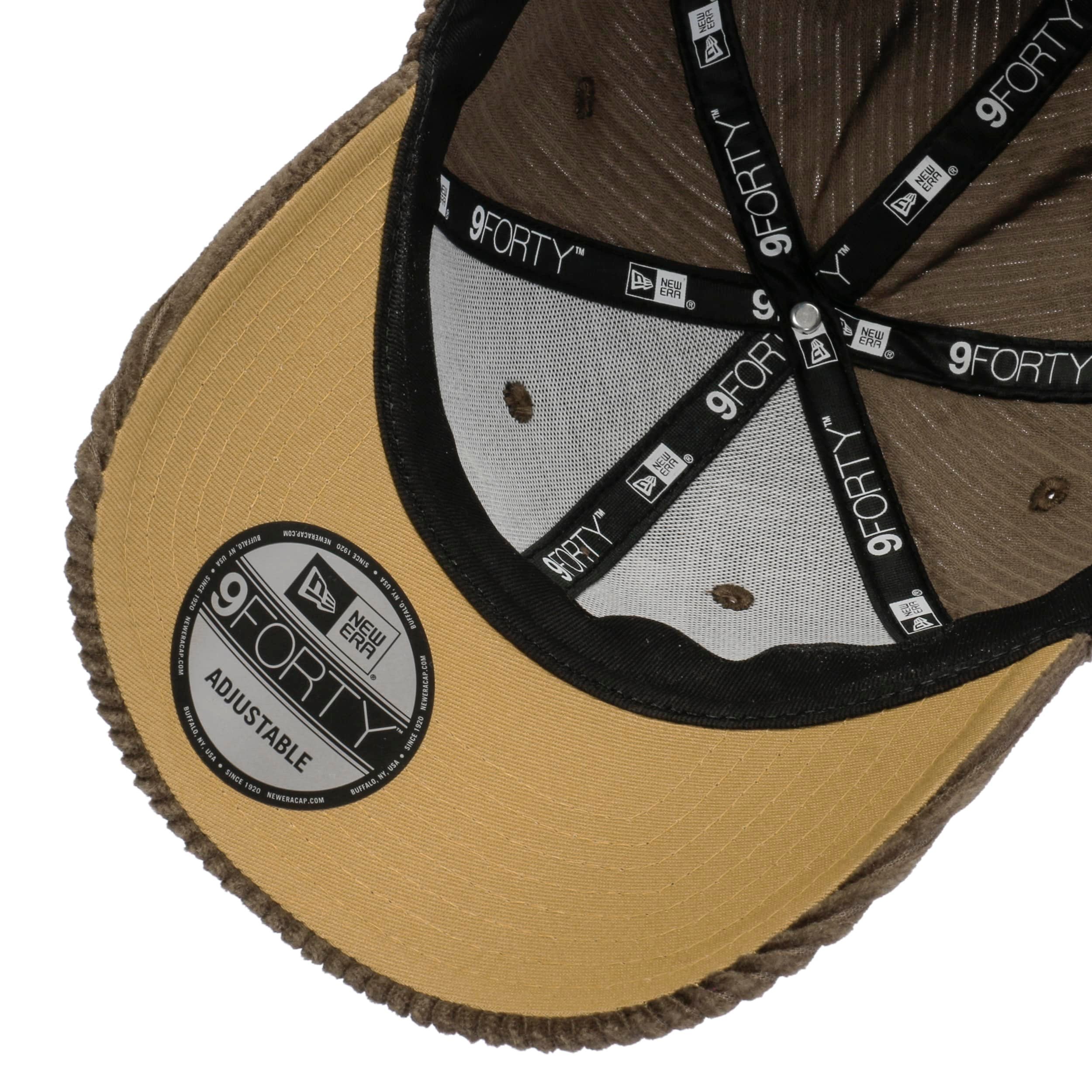 9Forty Wide Cord Athletics Cap by New Era - 37,95