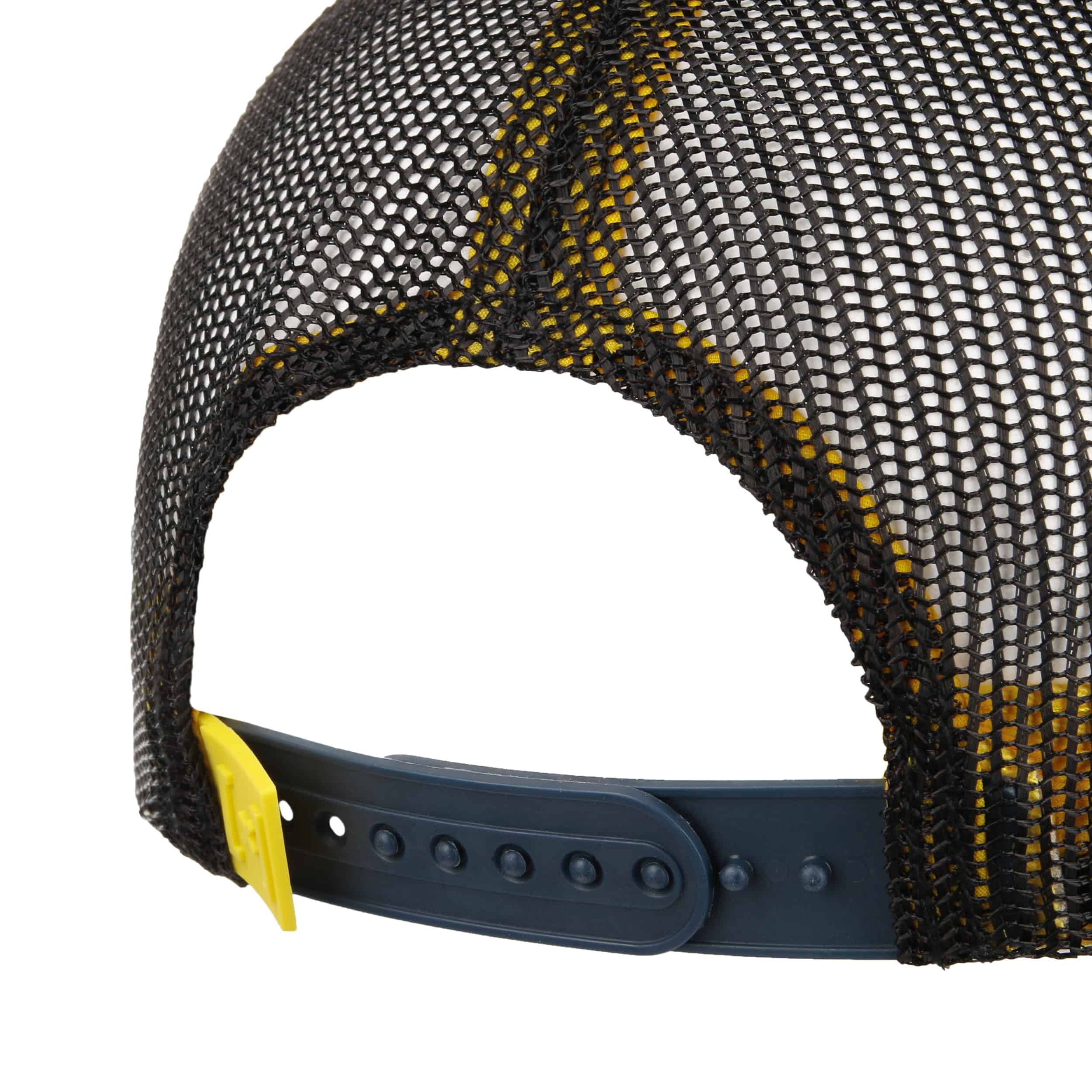 Batman Trucker Cap by Capslab - 37,95