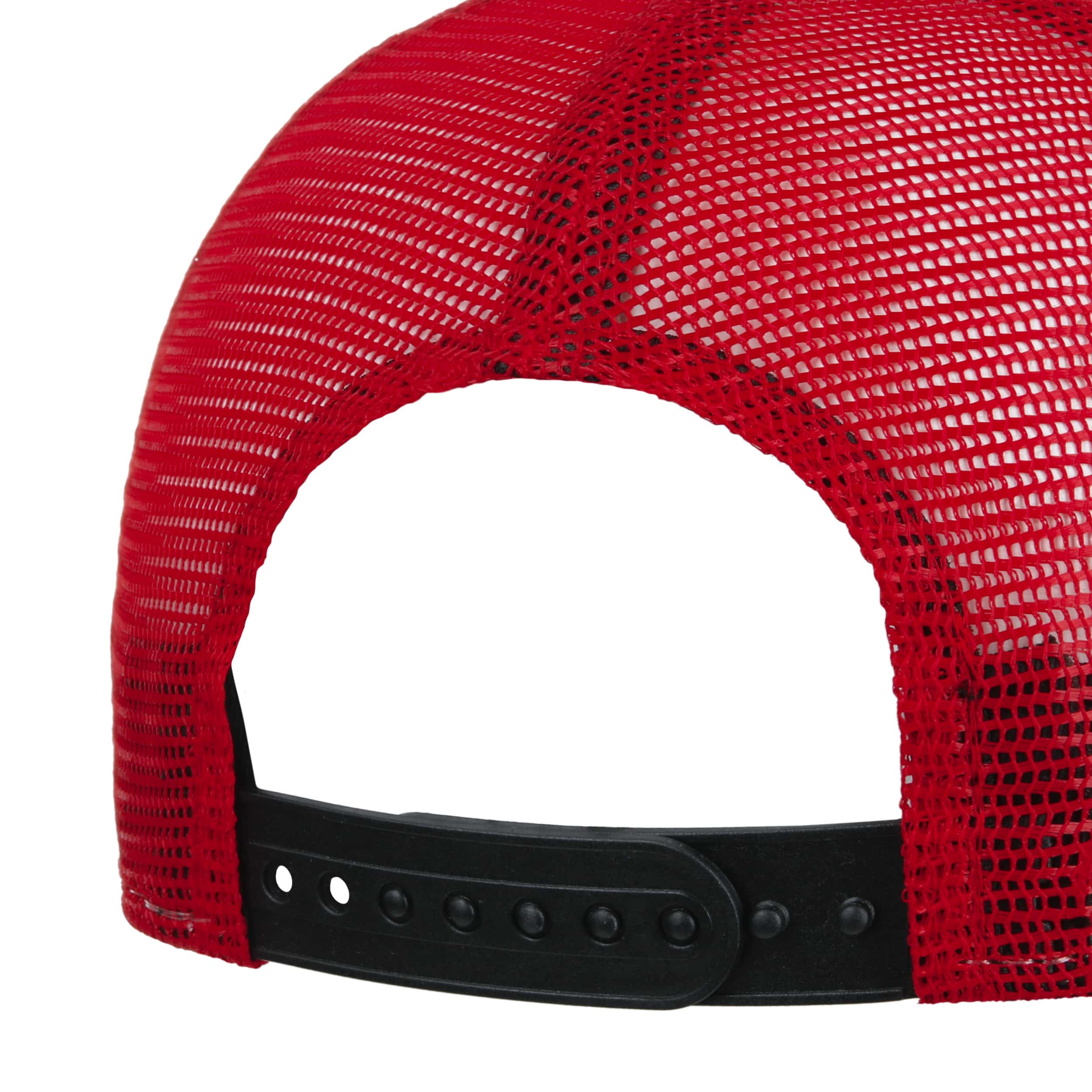 Bulls Script Trucker Cap by New Era - 38,95