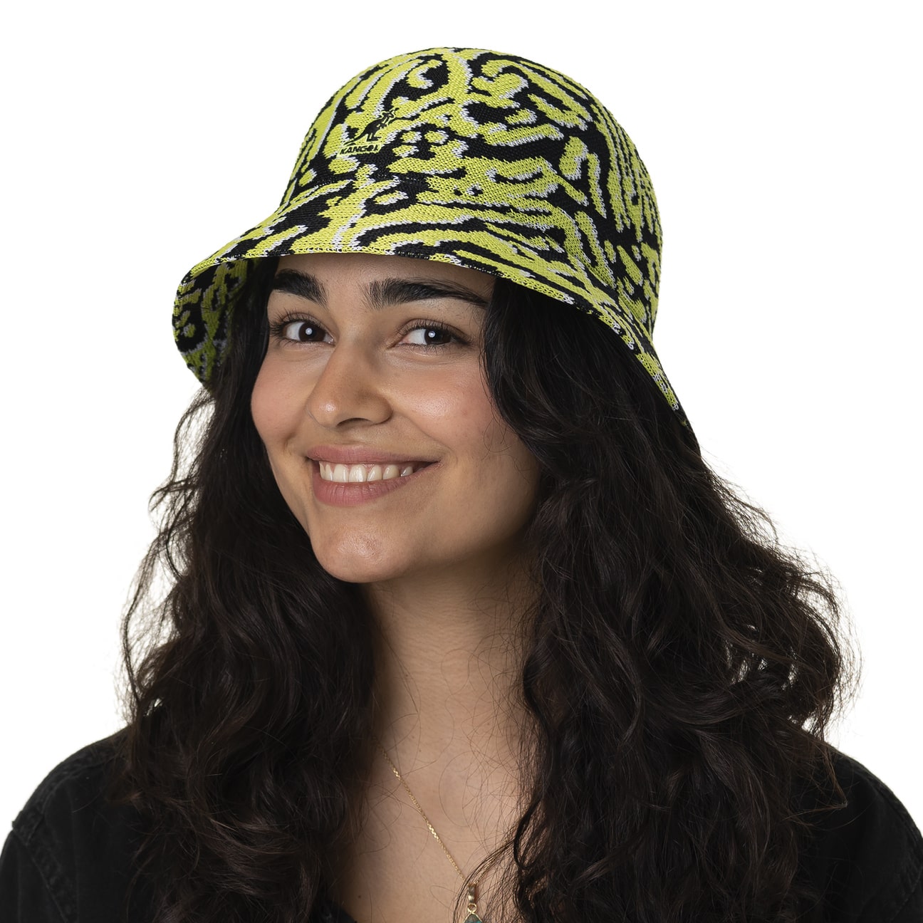 Carnival Casual Dart Frog Cloth Hat by Kangol - 56,95