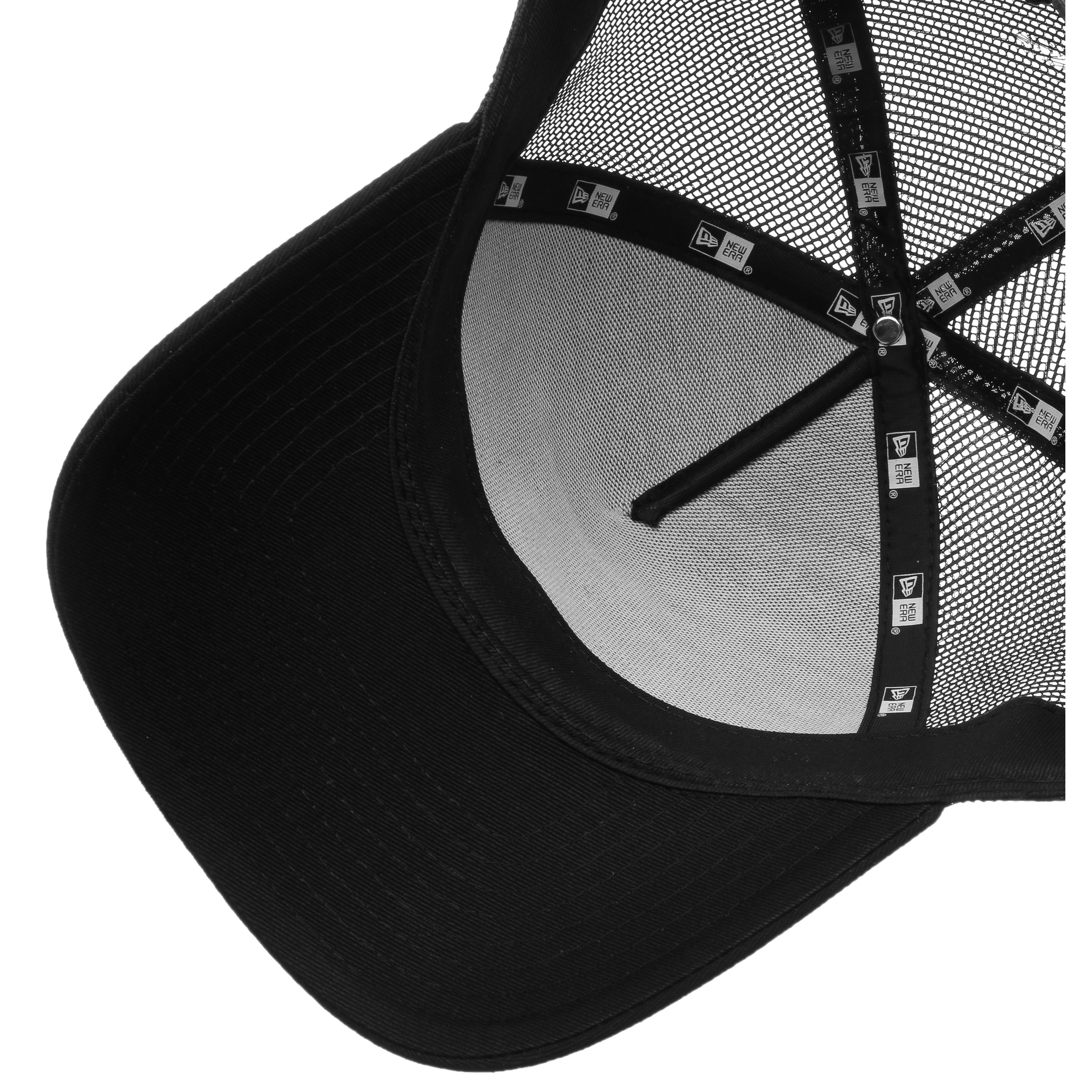 Character Marvin Trucker Cap by New Era - 32,95