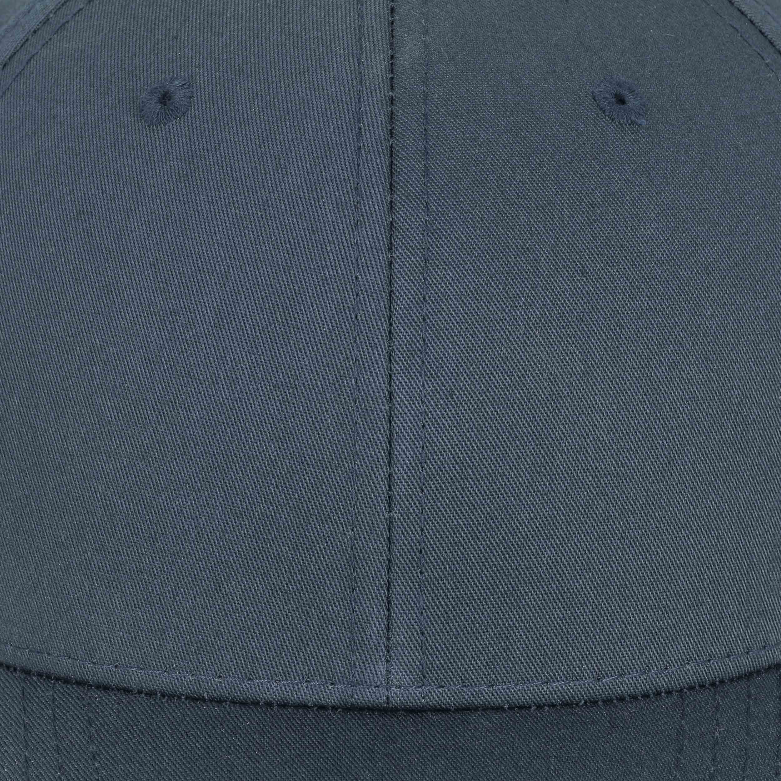 Classic Curved Snapback Cap - 19,95