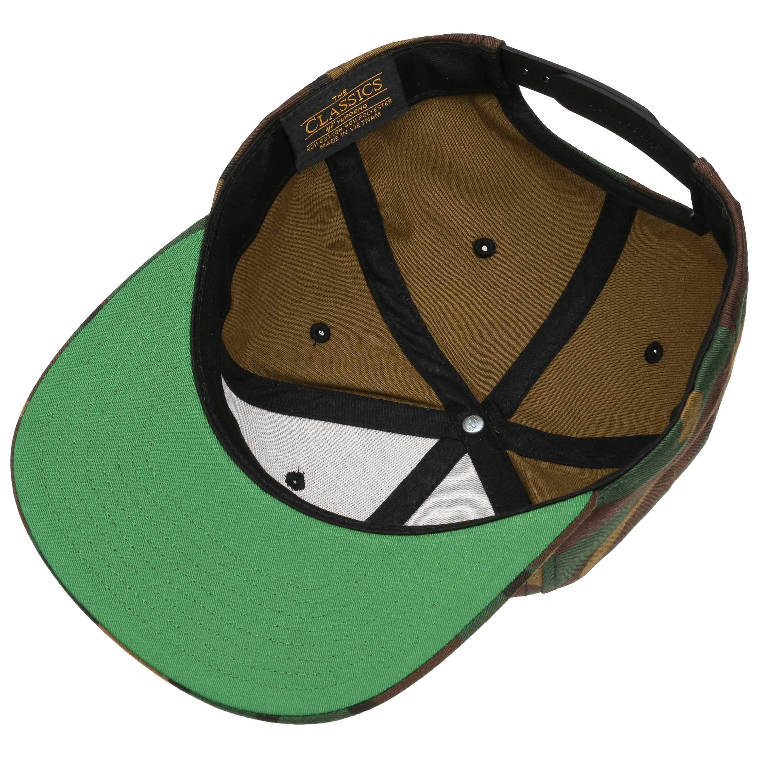 Classic Snapback Camo Cap - 21,95