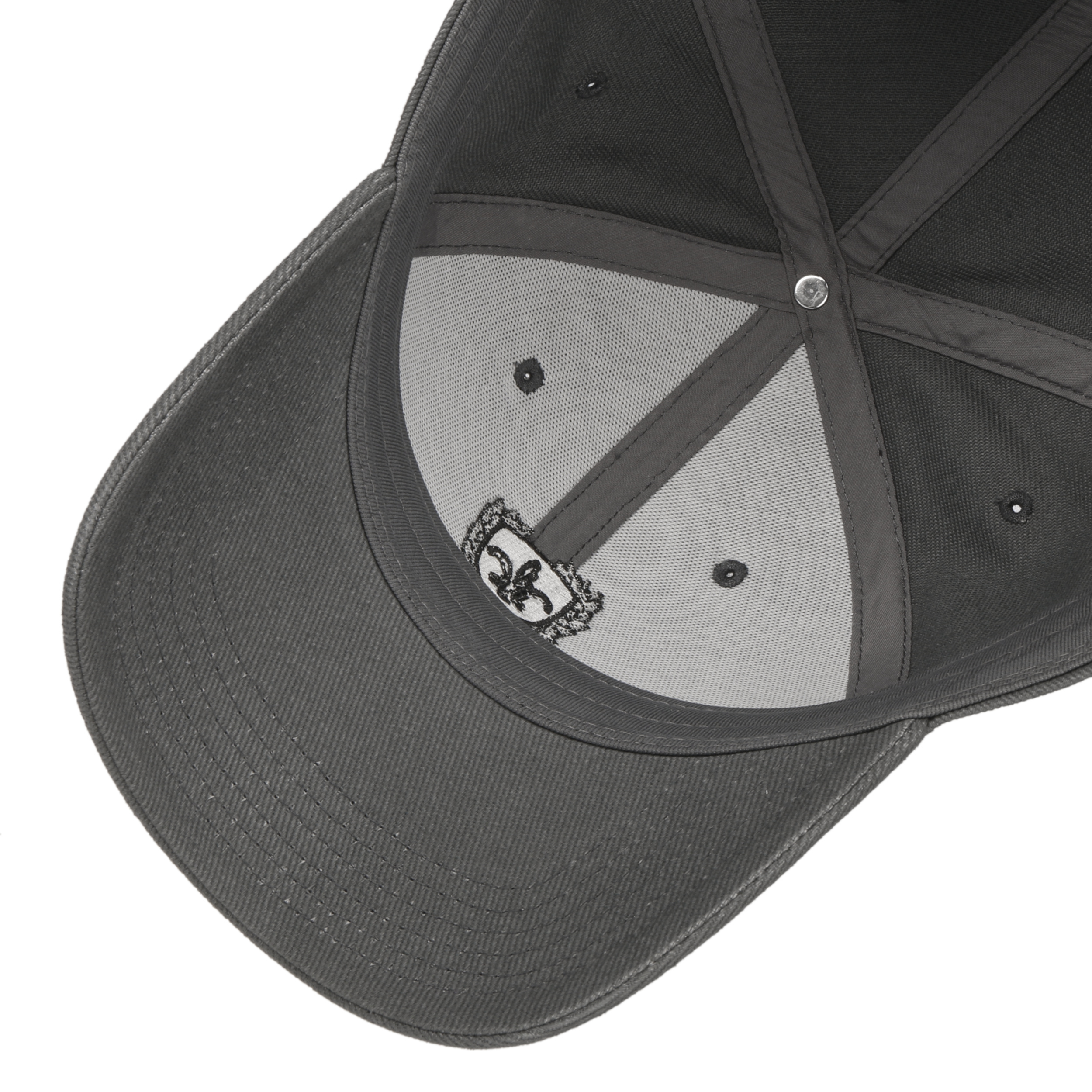 Crest Logo Cap by Lierys --> Shop Hats, Beanies & Caps online Hatshopping