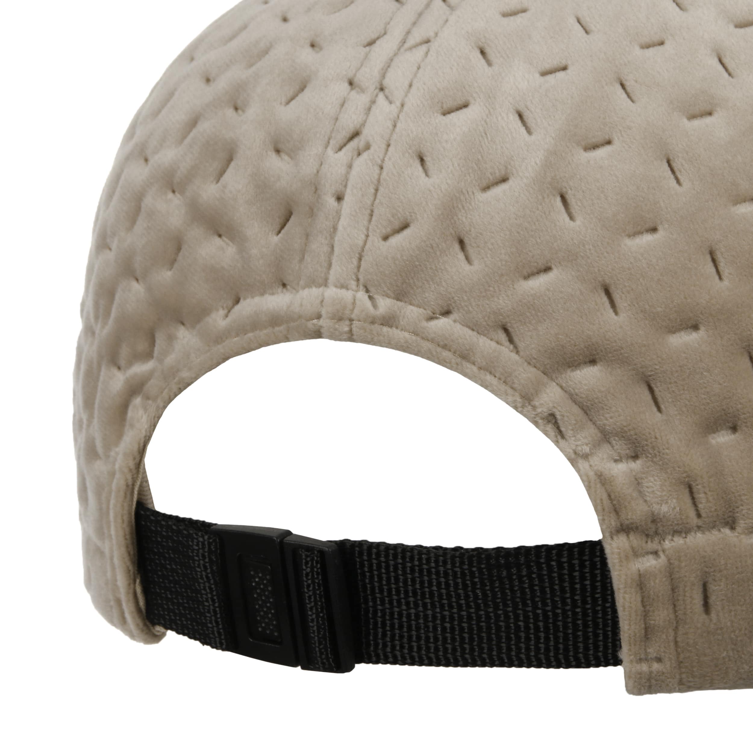 Dash Quilted Long Bill Cap by Kangol - 62,95