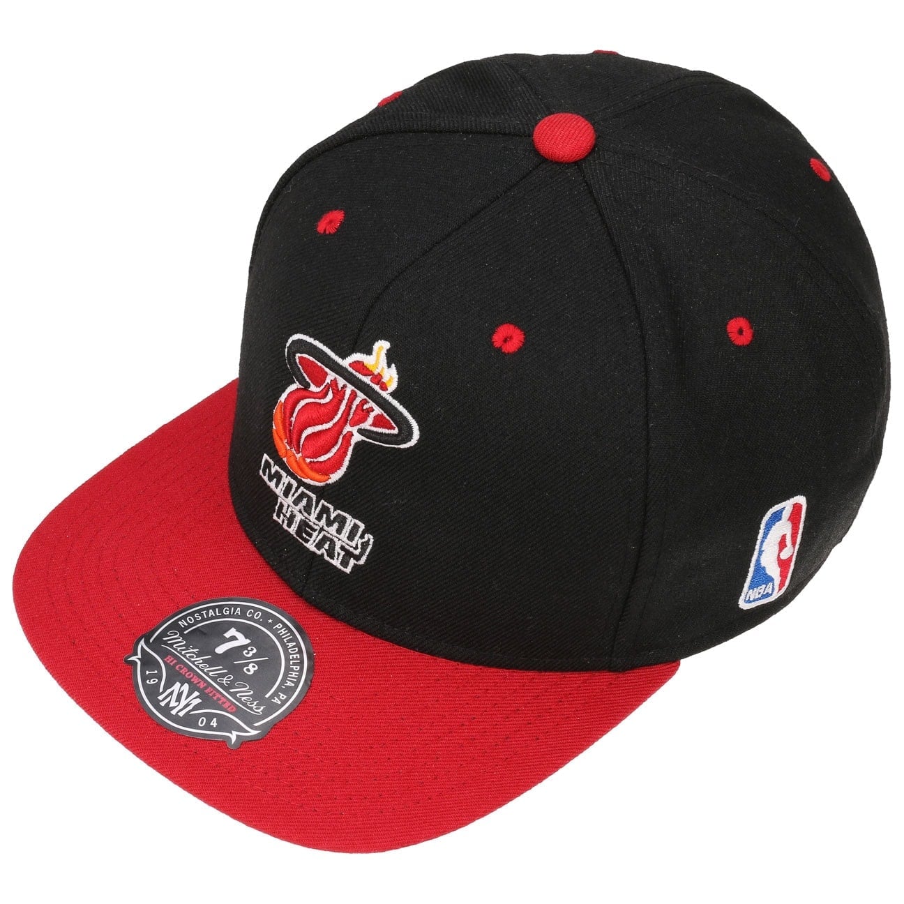 Fitted Miami Heat Cap by Mitchell & Ness - 22,95