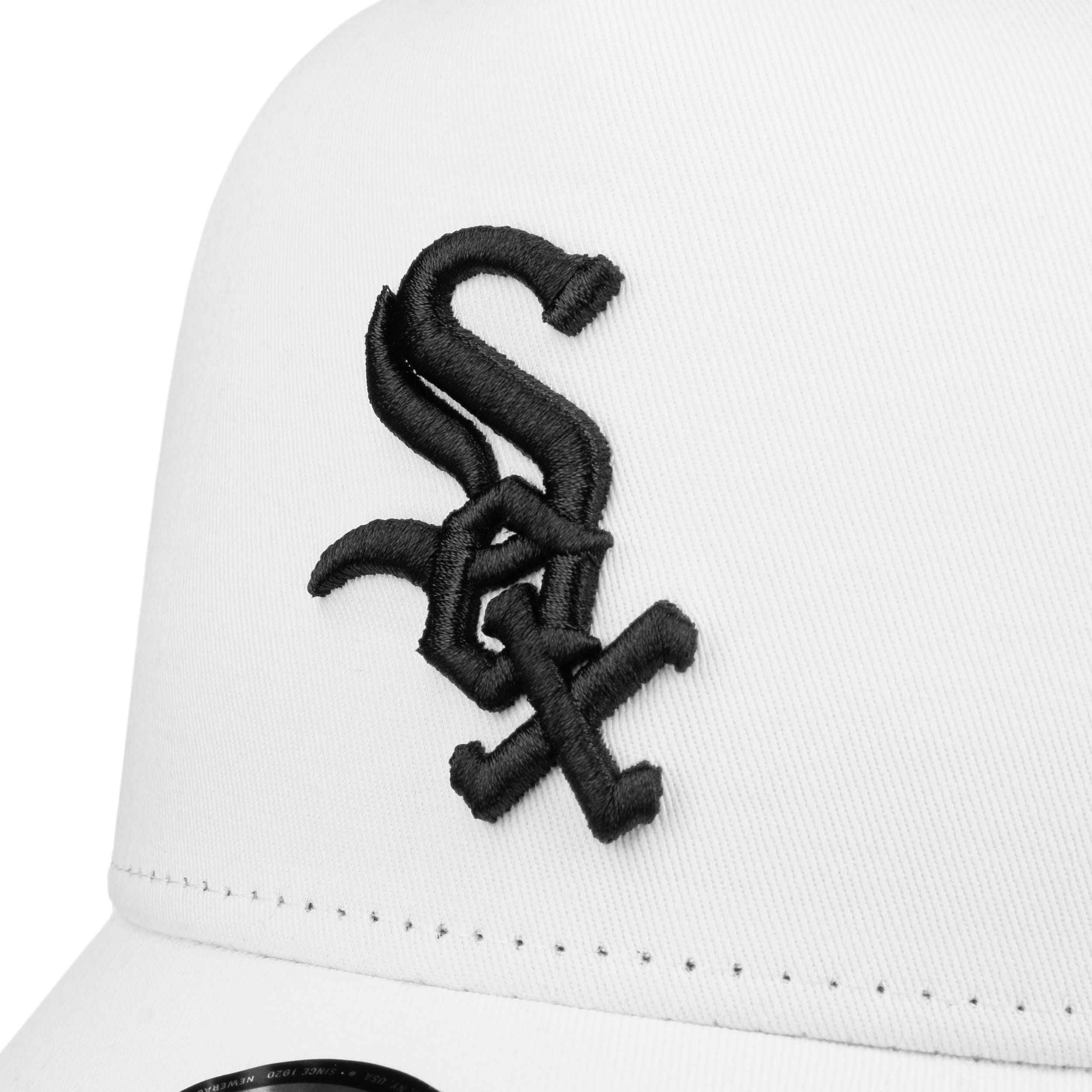 League Ess White Sox Trucker Cap by New Era - 38,95