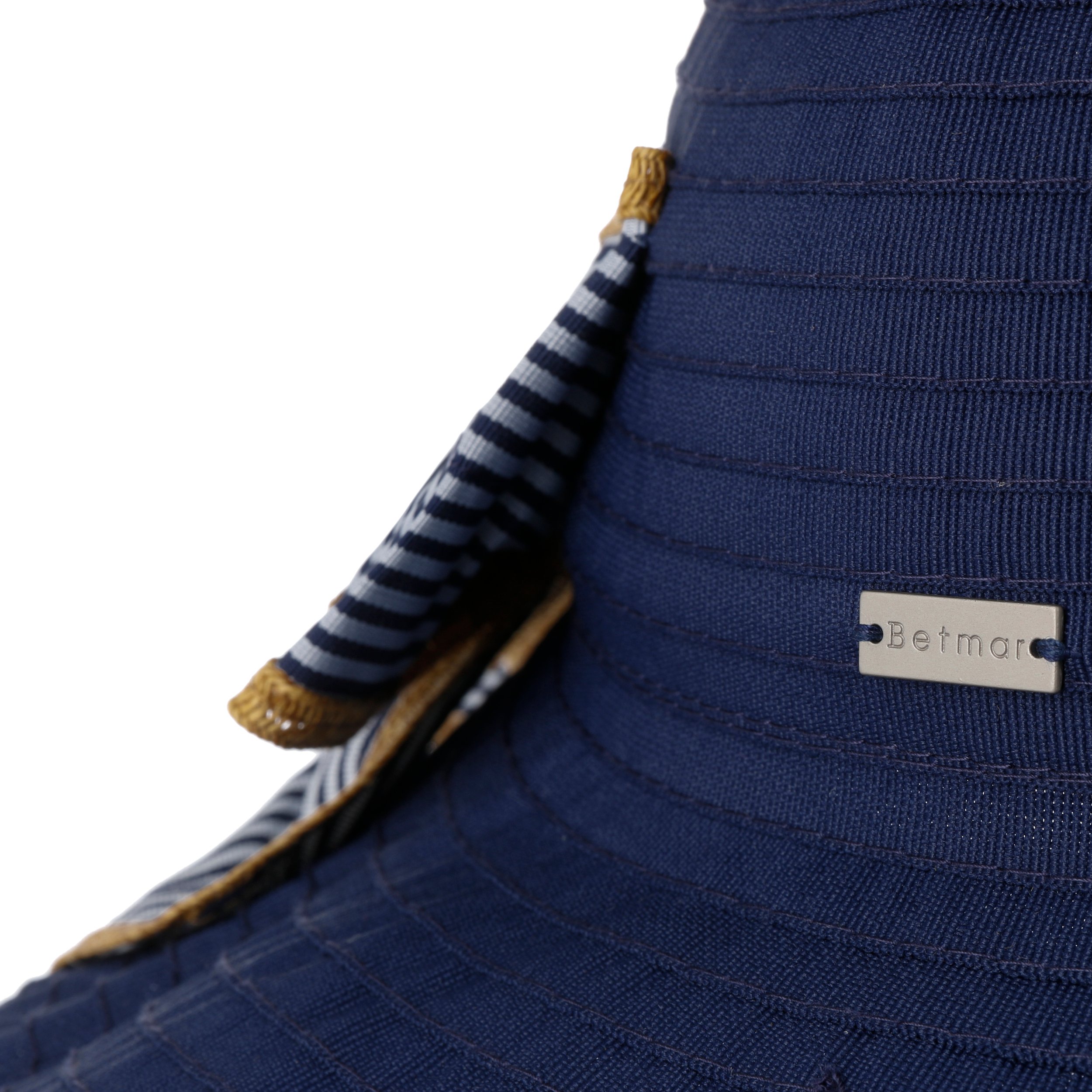 Malta Cloth Hat by Betmar - 33,95