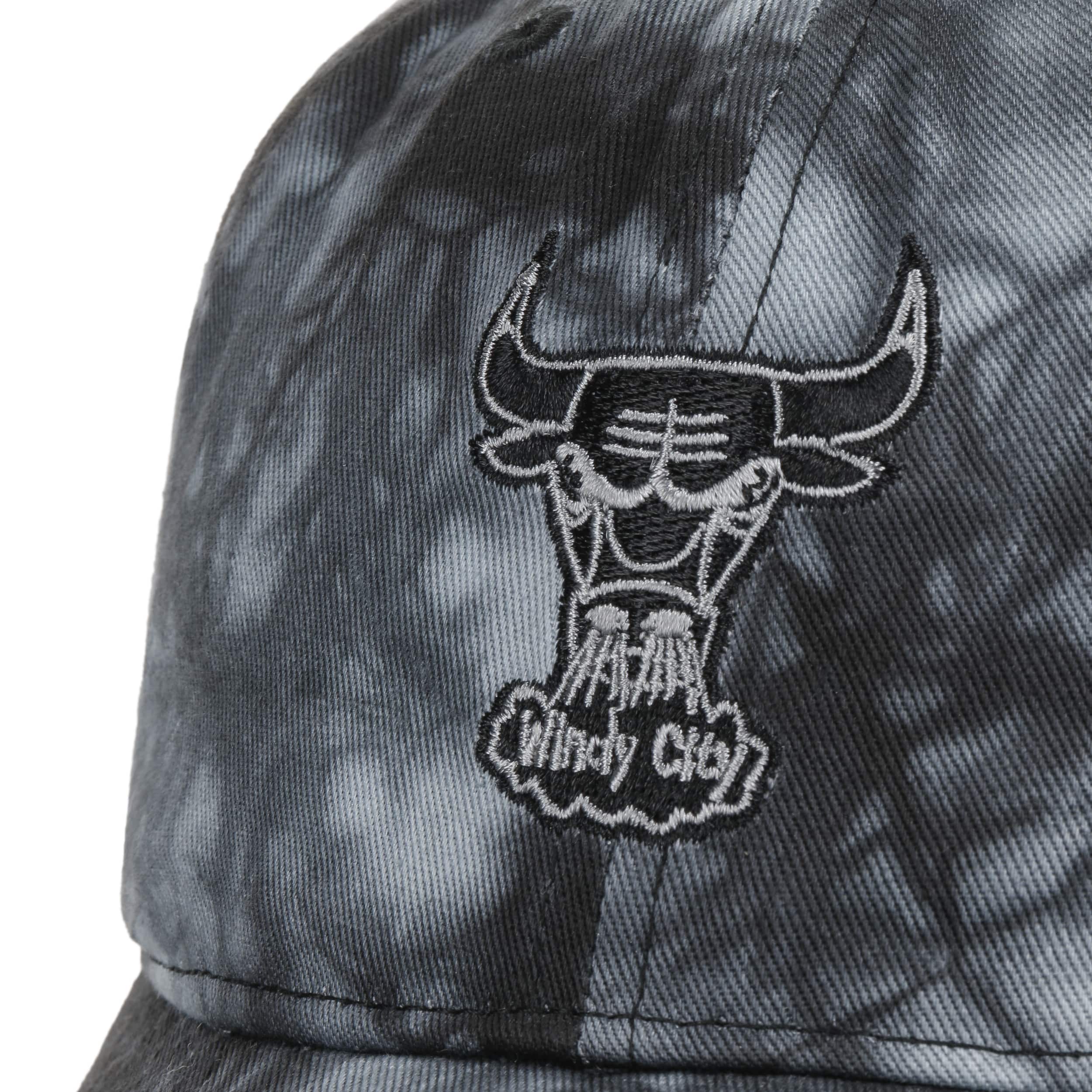 NBA Scrunch Tie Dye Bulls Cap by Mitchell & Ness --> Shop Hats, Beanies ...