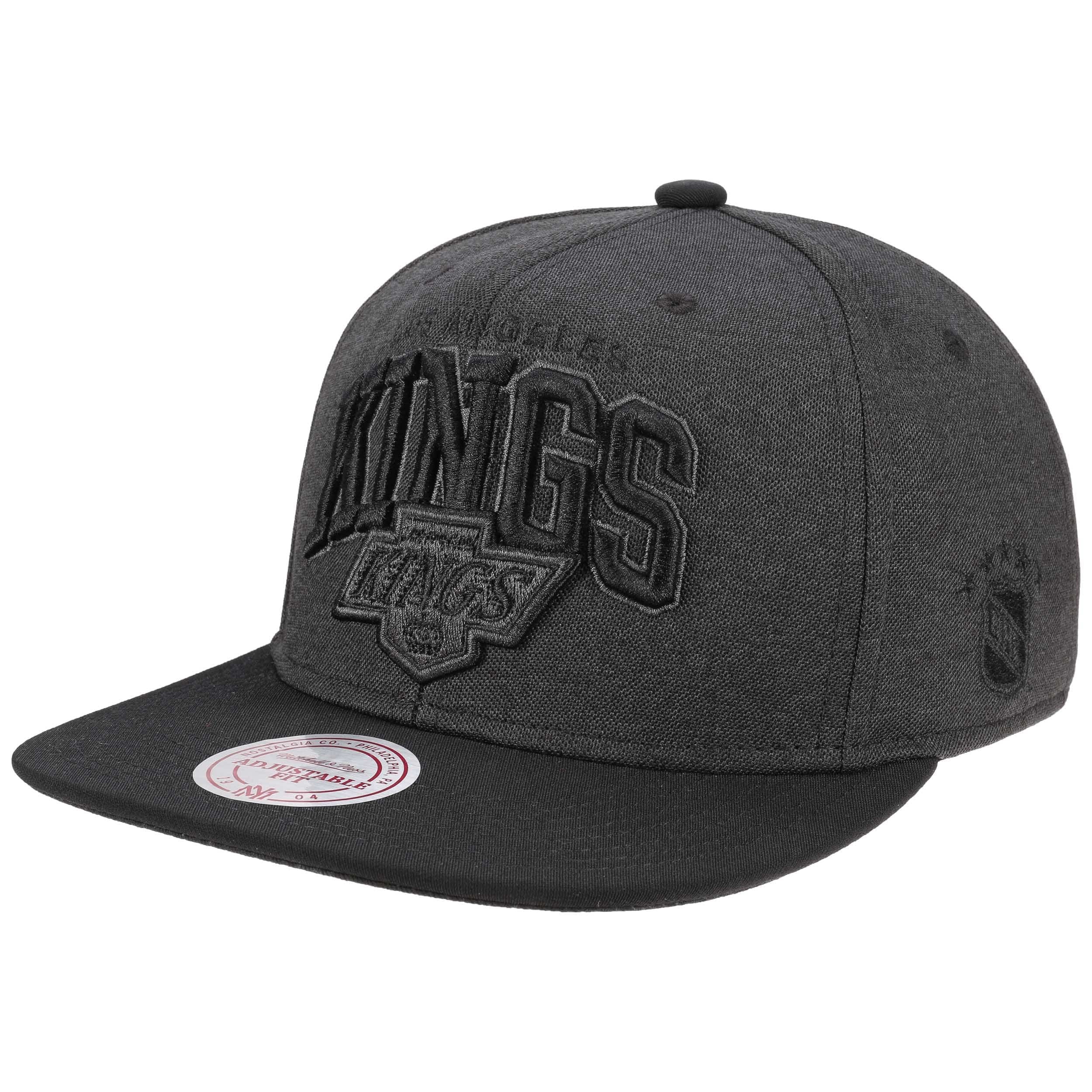 Resist 3D LA Kings Cap by Mitchell & Ness - 35,95