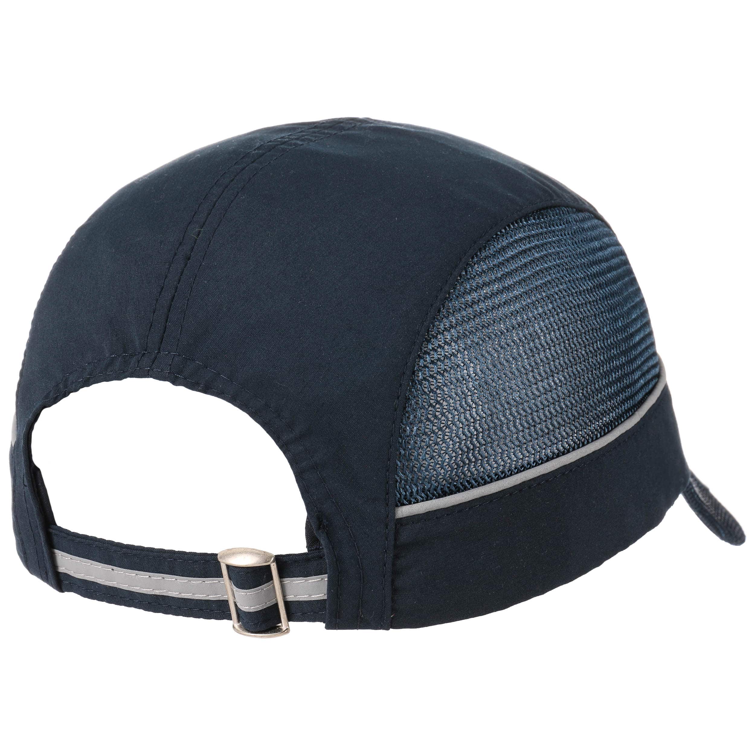 Runner Strapback Cap - 16,95