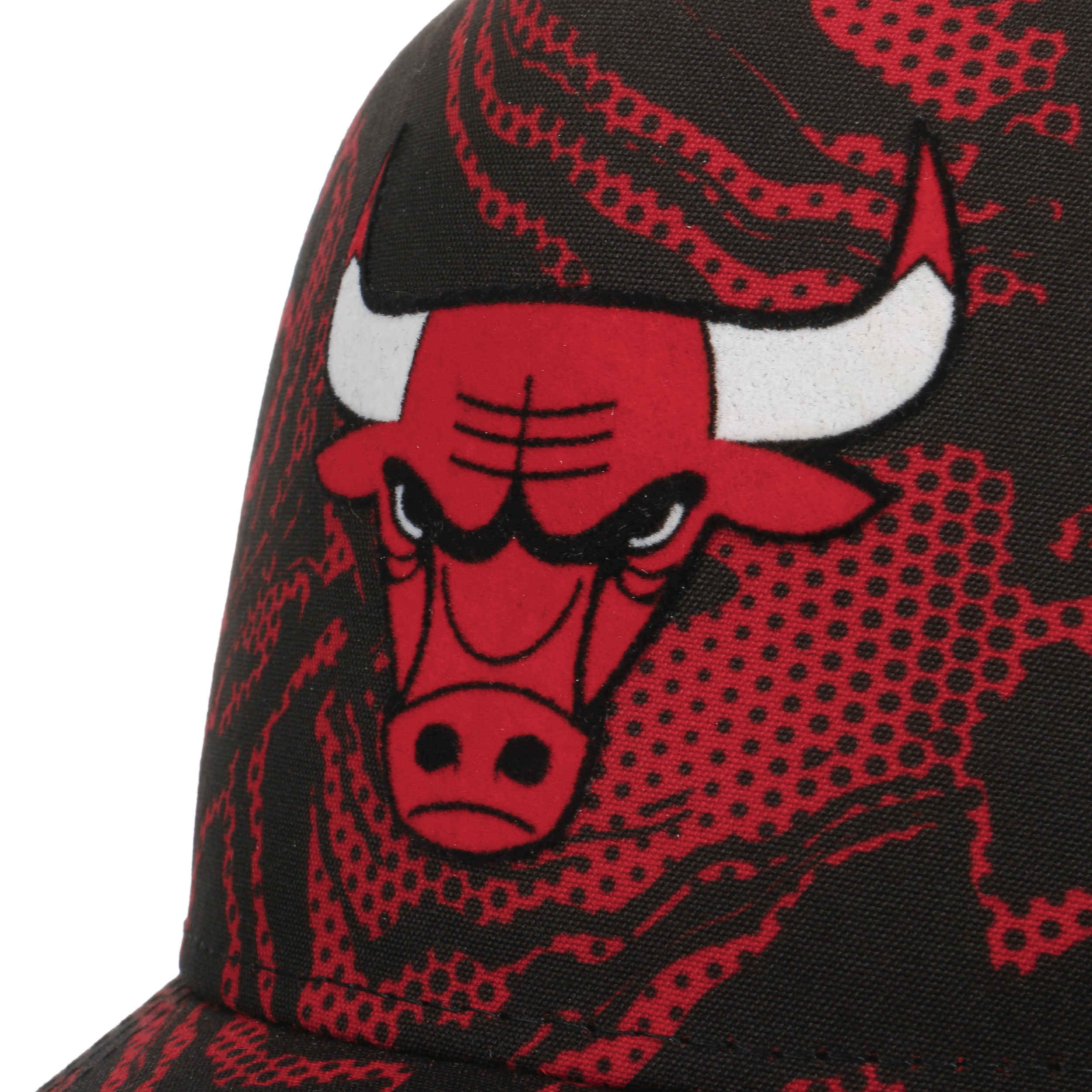 Seasonal Camo Bulls Trucker Cap by New Era - 32,95