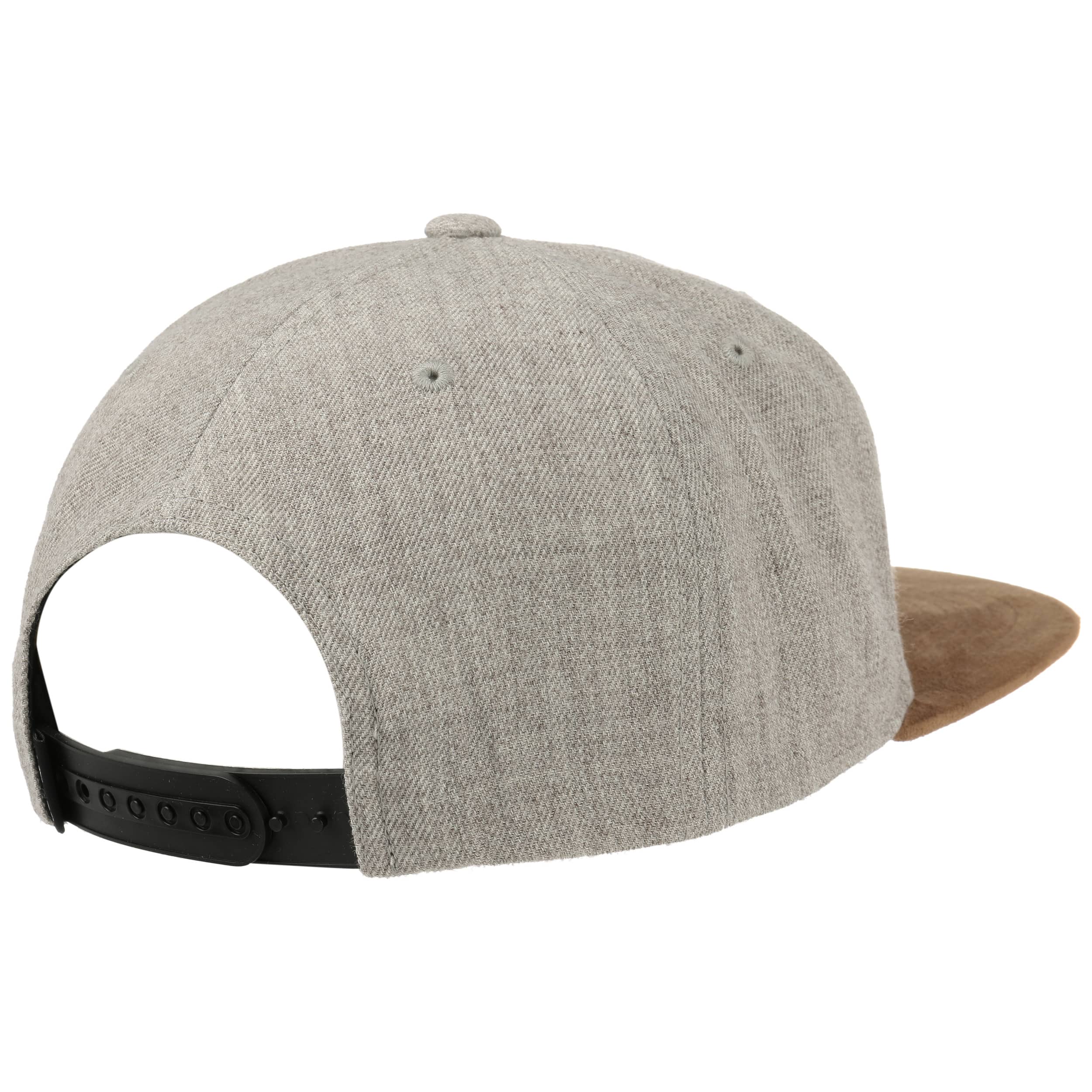 Suede 6 Panel Classic Snapback Cap by Reell - 37,95