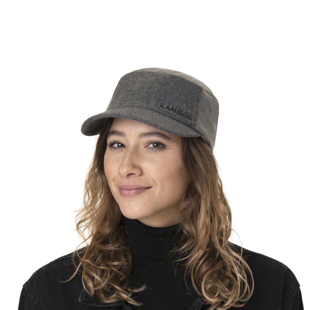 Textured Flexfit Army Cap by Kangol - 62,95