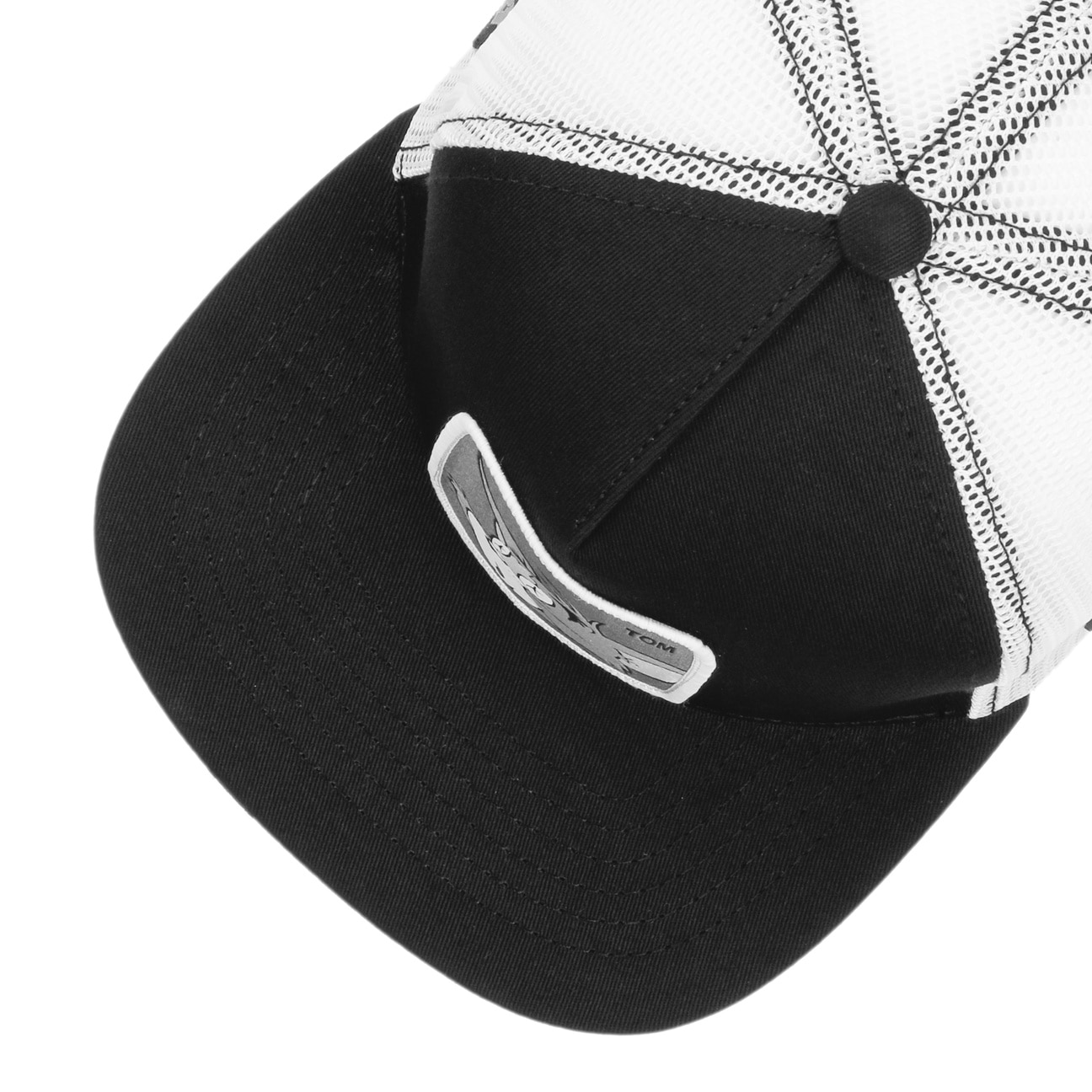 Tom Flat Brim Trucker Cap by Capslab - 37,95