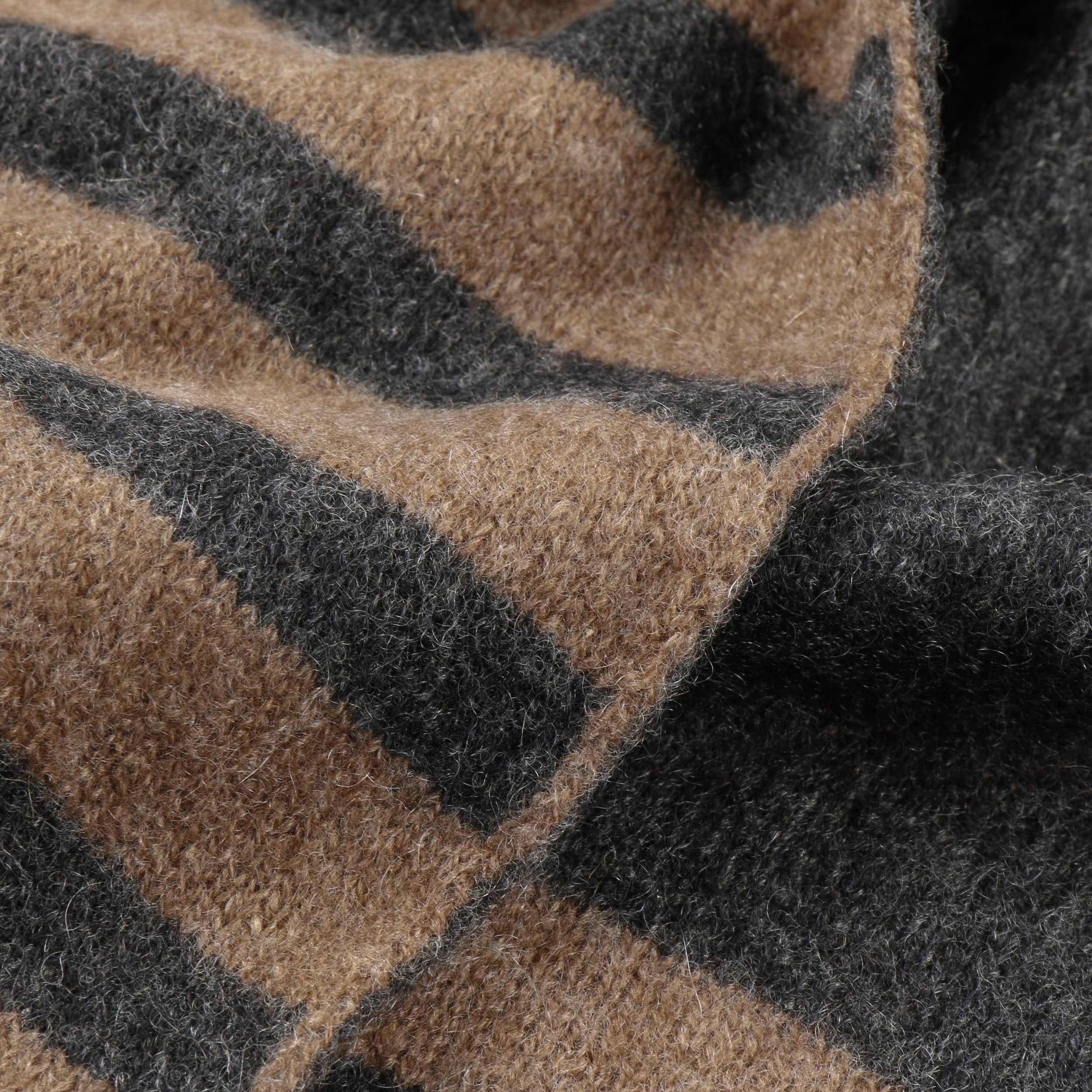 Twotone Stripes Cashmere Scarf by Stetson - 249,00