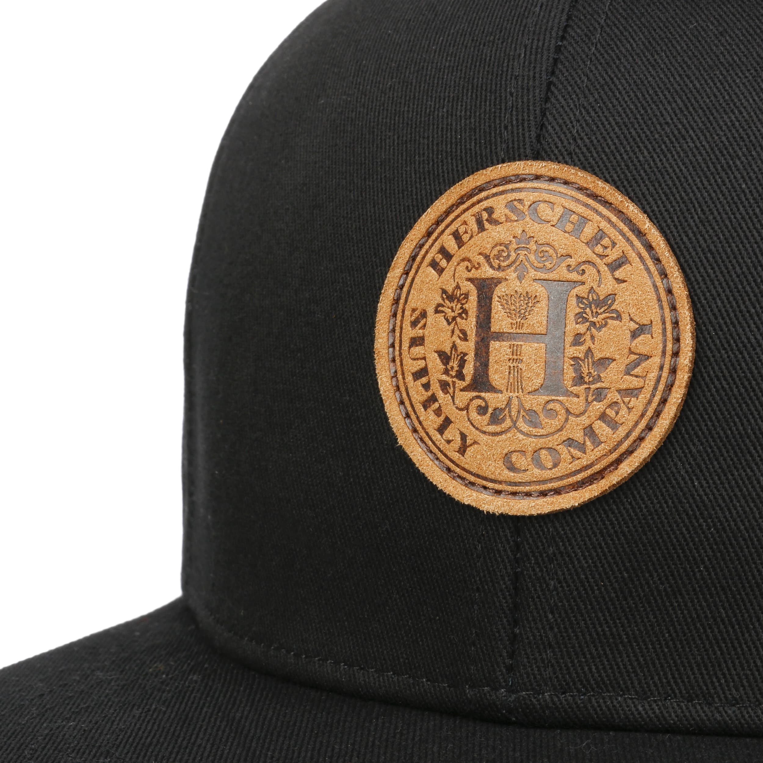 Whaler 6 Panel Crest Cap by Herschel - 37,95